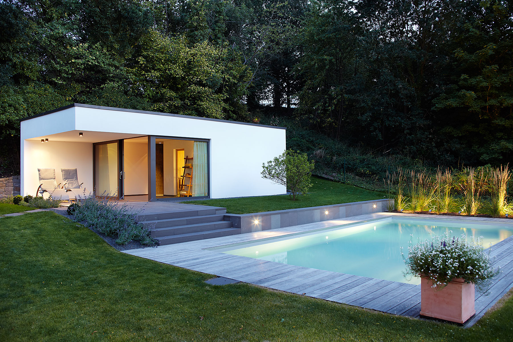 EINFAMILIENHAUS MIT POOL Nicole Zimmermann Fotodesign
